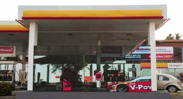 Shell in Brasile promuove l'etanolo trasformando le auto in bolidi da ...